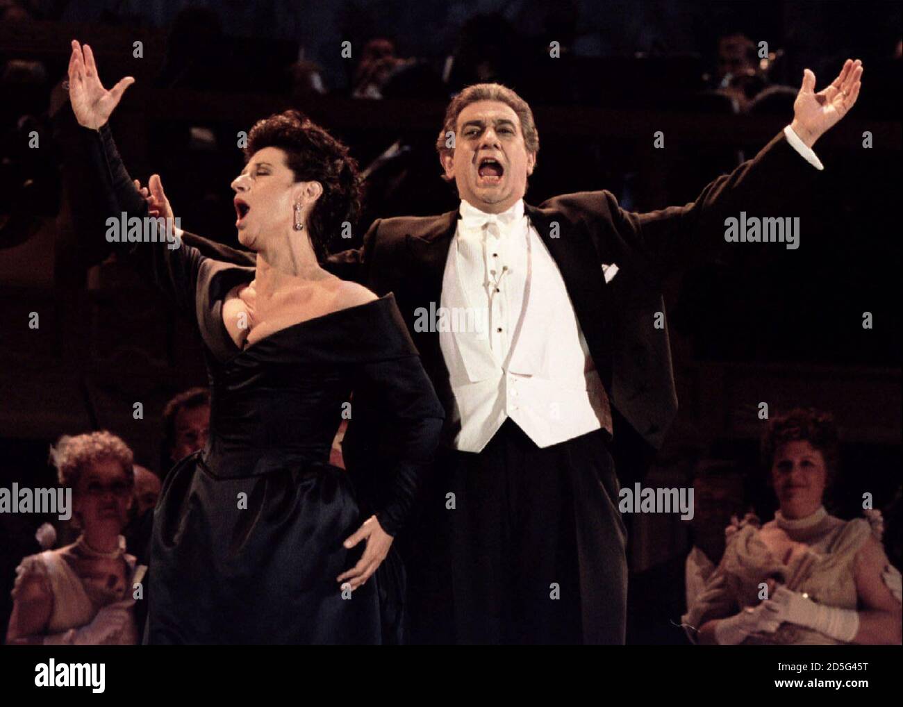 Agnes Baltsa Stockfotos und -bilder Kaufen - Alamy