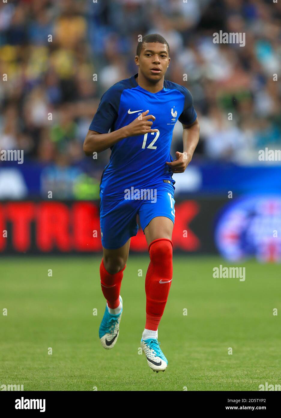 Kylian mbappé lottin -Fotos und -Bildmaterial in hoher Auflösung – Alamy