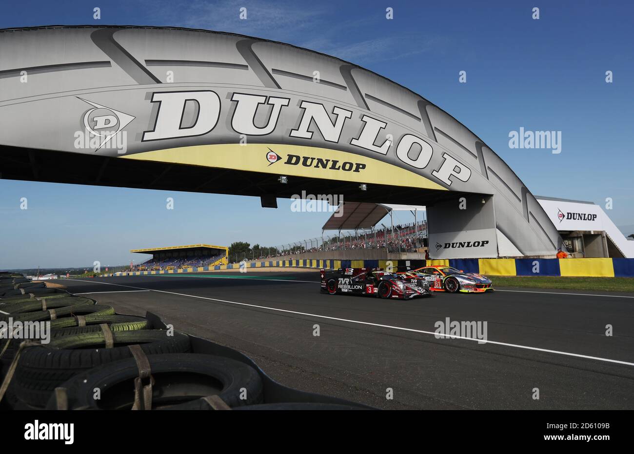 Dunlop bridge at le mans -Fotos und -Bildmaterial in hoher Auflösung ...