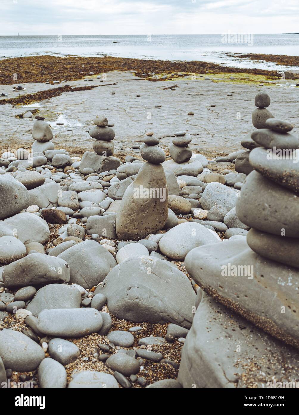 Gruppen von stehenden steinen -Fotos und -Bildmaterial in hoher ...