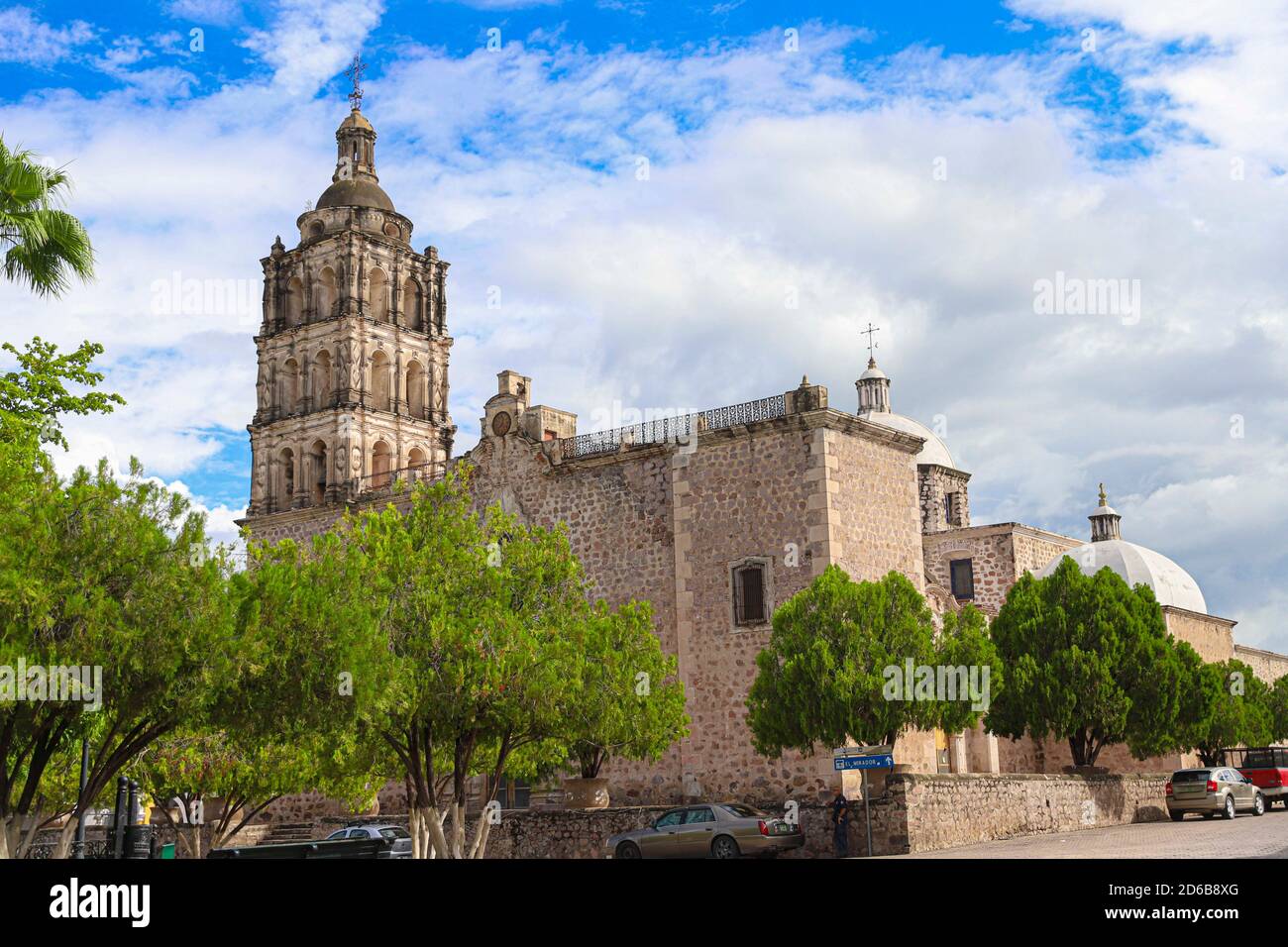 Häuser und Straßen von Alamos Sonora México, magische Stadt und äußeren ...