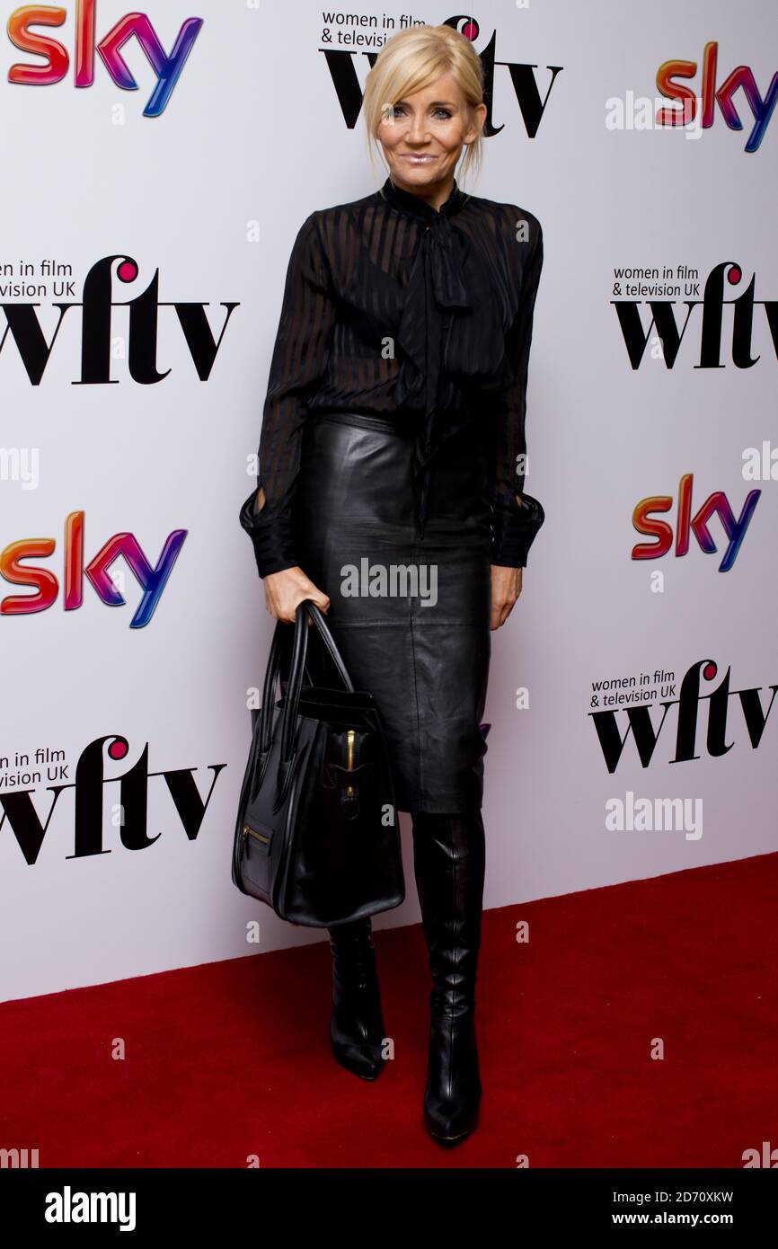 Michelle collins leather -Fotos und -Bildmaterial in hoher Auflösung ...