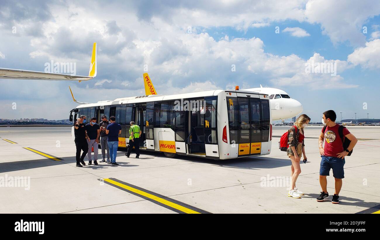 Express shuttle zum flughafenbus -Fotos und -Bildmaterial in hoher ...