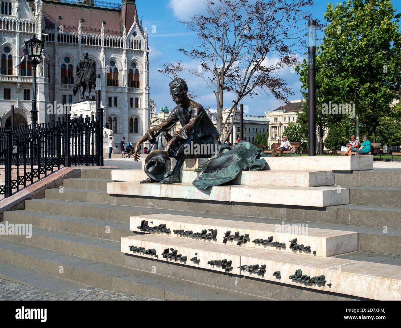 Jozsef attila statue -Fotos und -Bildmaterial in hoher Auflösung – Alamy