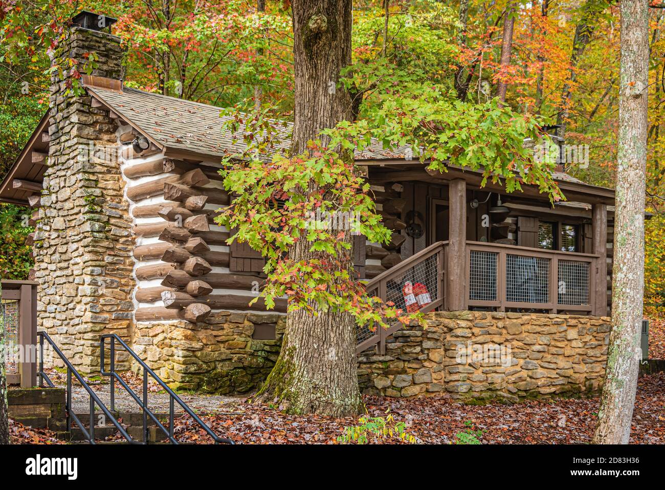 Civilian Conservation Corps Blockhütte im Vogel State Park in ...