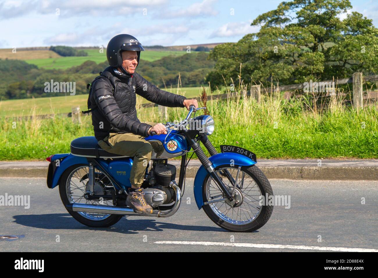 1972 70s BSA 175cc Motorradfahrer; zweirädrige Transport, alte ...