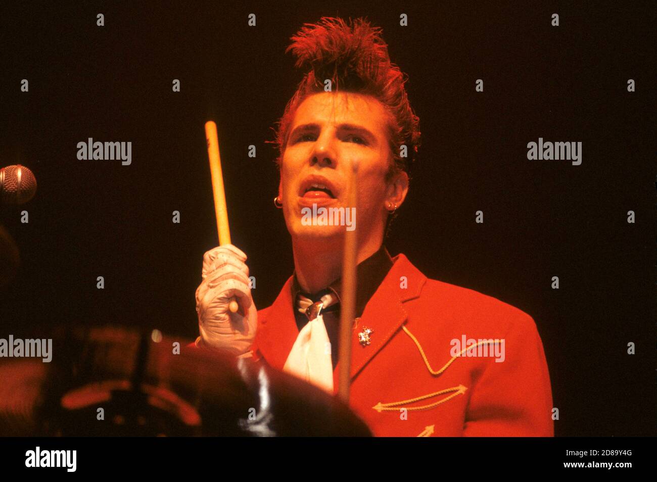Slim jim phantom -Fotos und -Bildmaterial in hoher Auflösung – Alamy