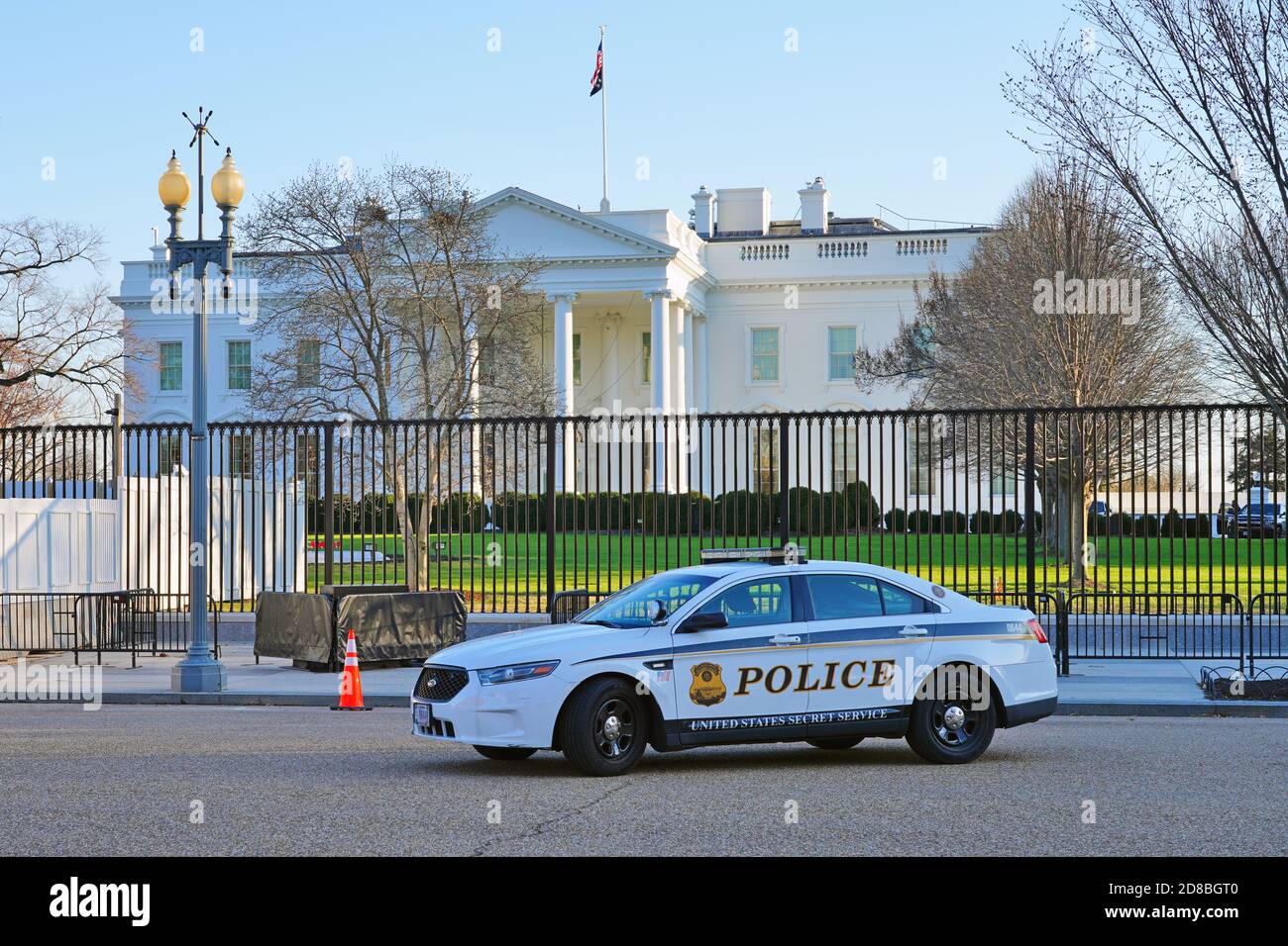 Secret service car -Fotos und -Bildmaterial in hoher Auflösung – Alamy