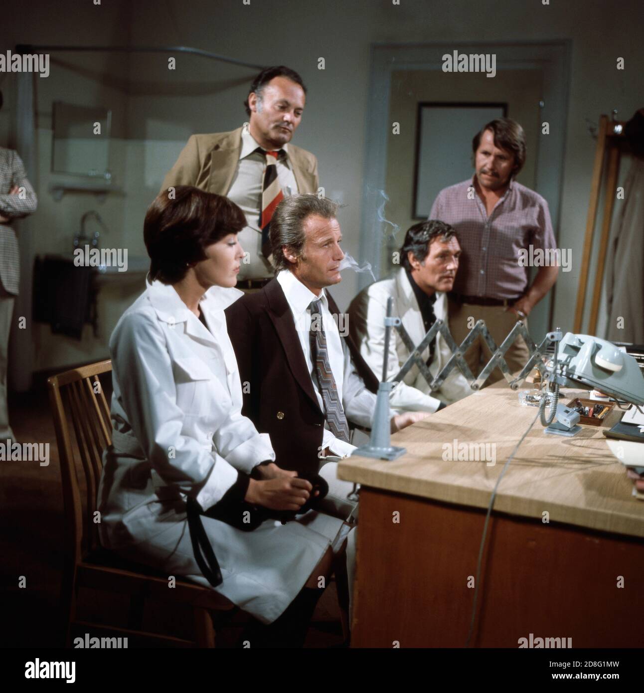 Thekla Carola Wied, Werner Kreindl, Karl Walter Diess, Harald Leipnitz ...