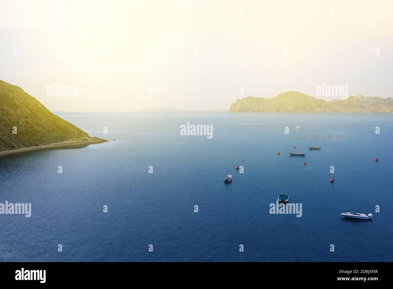 Reisekonzept touristenboote -Fotos und -Bildmaterial in hoher Auflösung ...