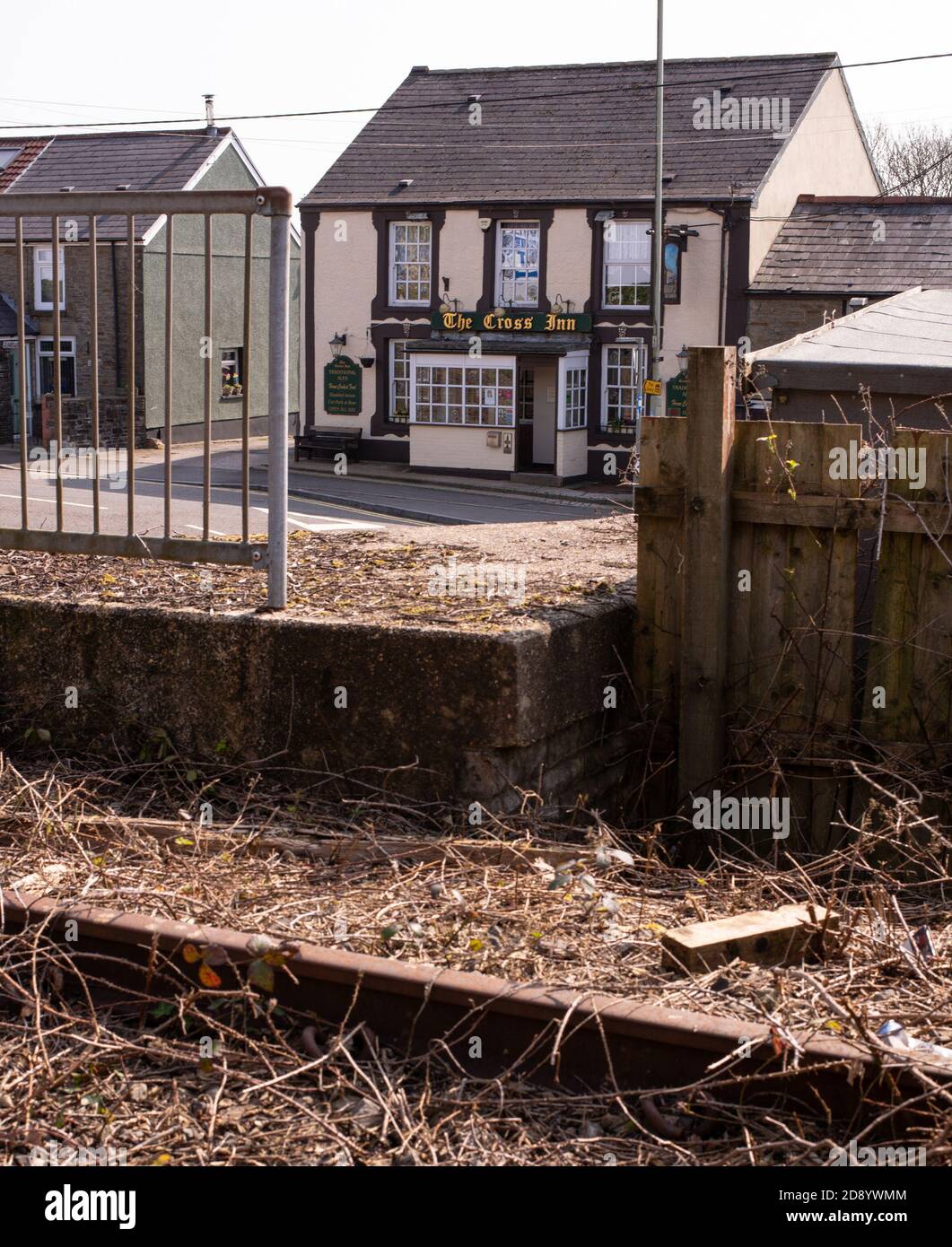 Umgebaute eisenbahnstrecke -Fotos und -Bildmaterial in hoher Auflösung ...