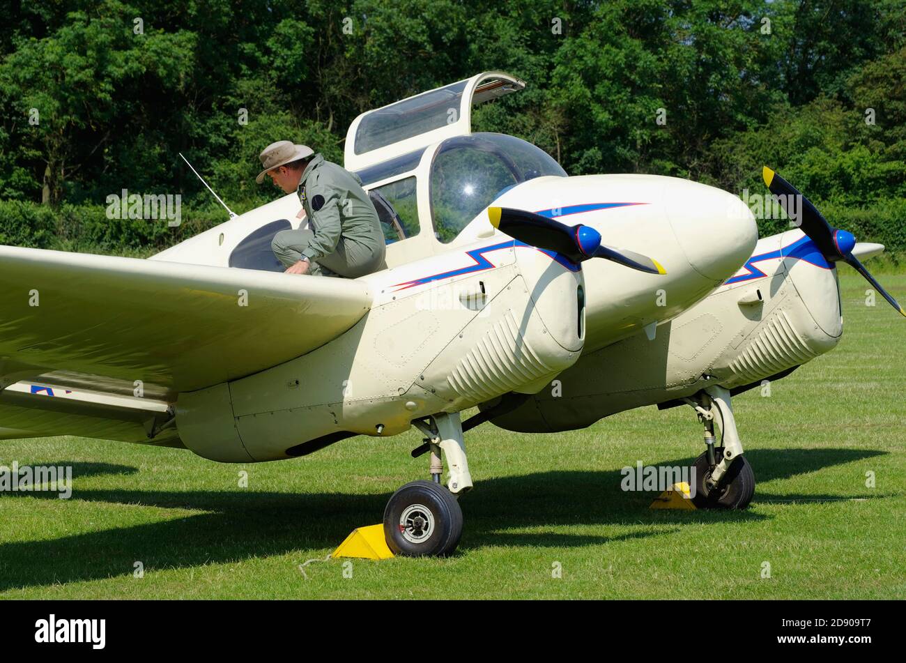 G akkh -Fotos und -Bildmaterial in hoher Auflösung – Alamy