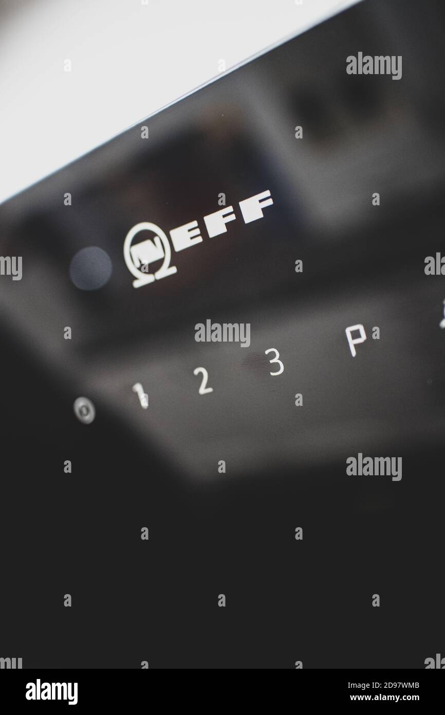 Neff logo -Fotos und -Bildmaterial in hoher Auflösung – Alamy