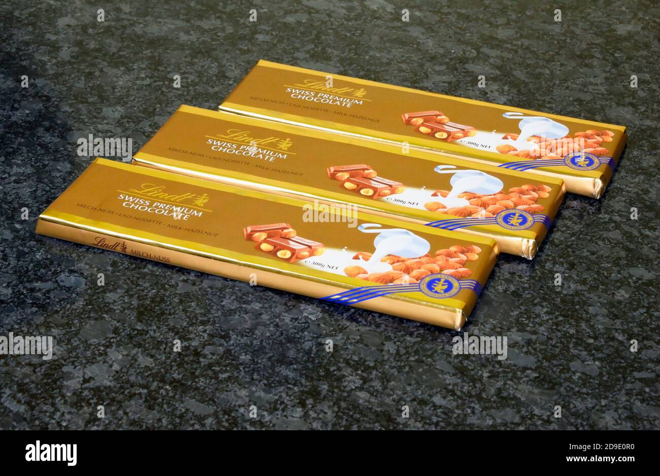 Schweizer schokolade milchschokolade -Fotos und -Bildmaterial in hoher ...