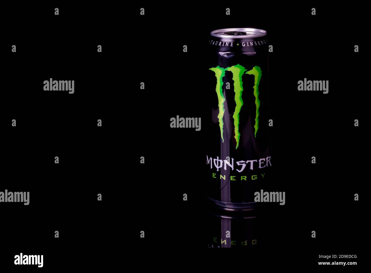 Monster energy drink -Fotos und -Bildmaterial in hoher Auflösung – Alamy