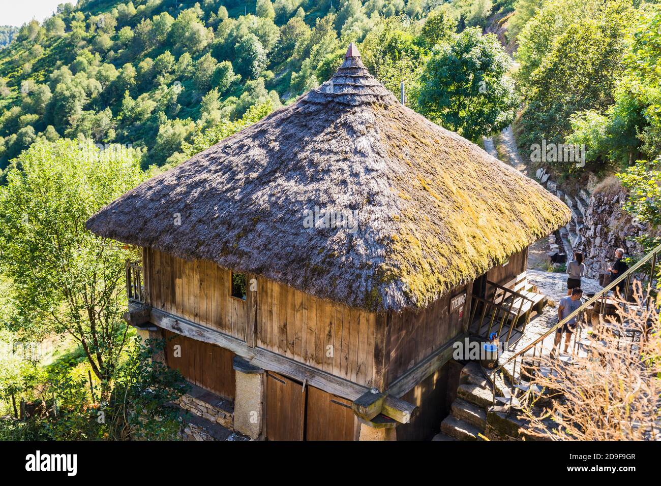 Reetdach haus -Fotos und -Bildmaterial in hoher Auflösung – Alamy