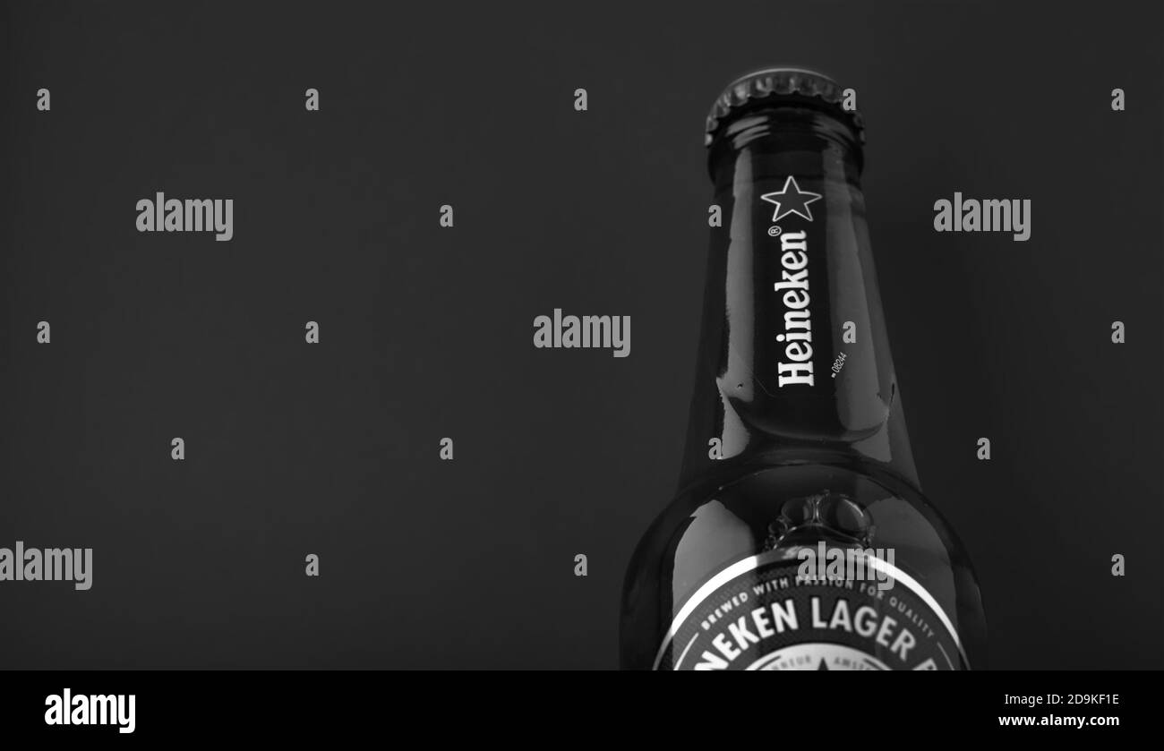 Flasche Heineken Lager Bier. Heineken ist das Flaggschiff von Heineken ...