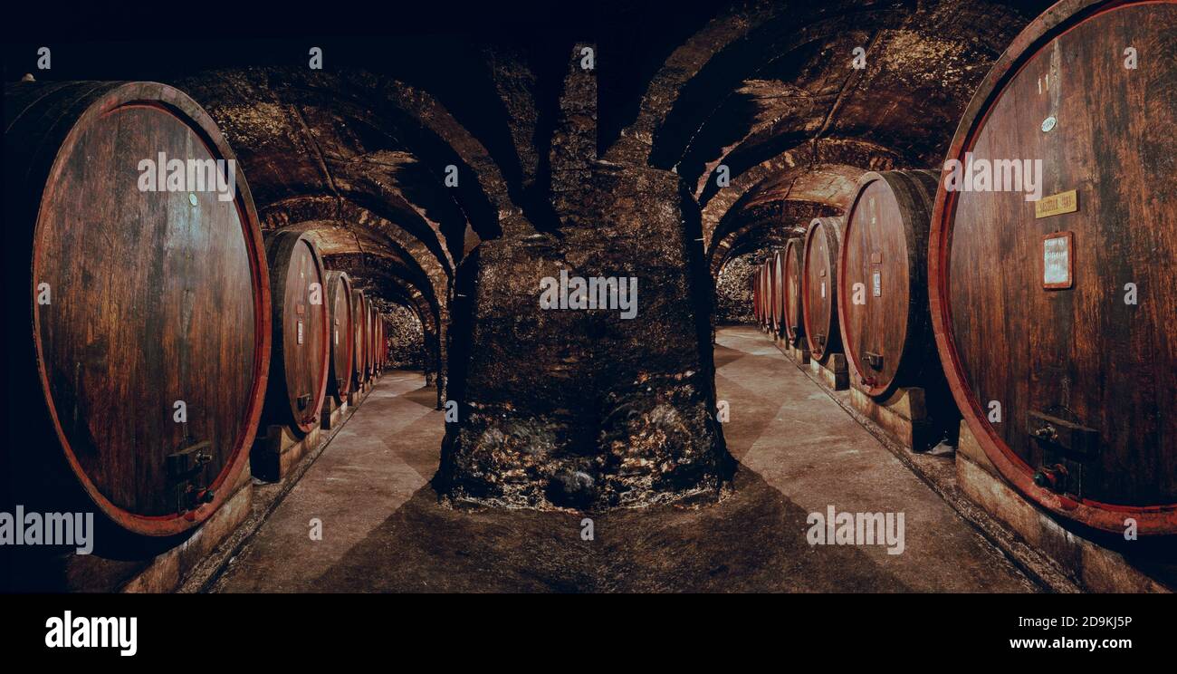 Alter keller -Fotos und -Bildmaterial in hoher Auflösung – Alamy