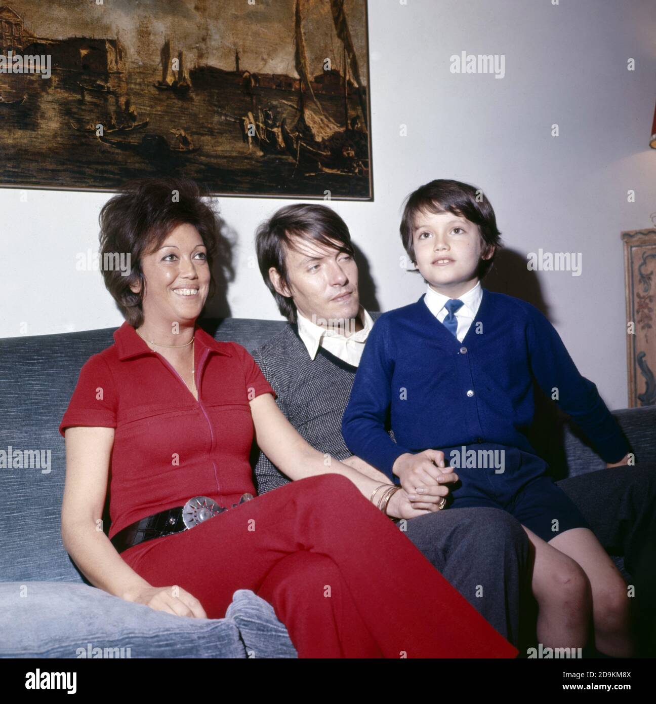 Fabrizio De André zu Hause mit seiner ersten Frau Enrica Rignon ('puny ...