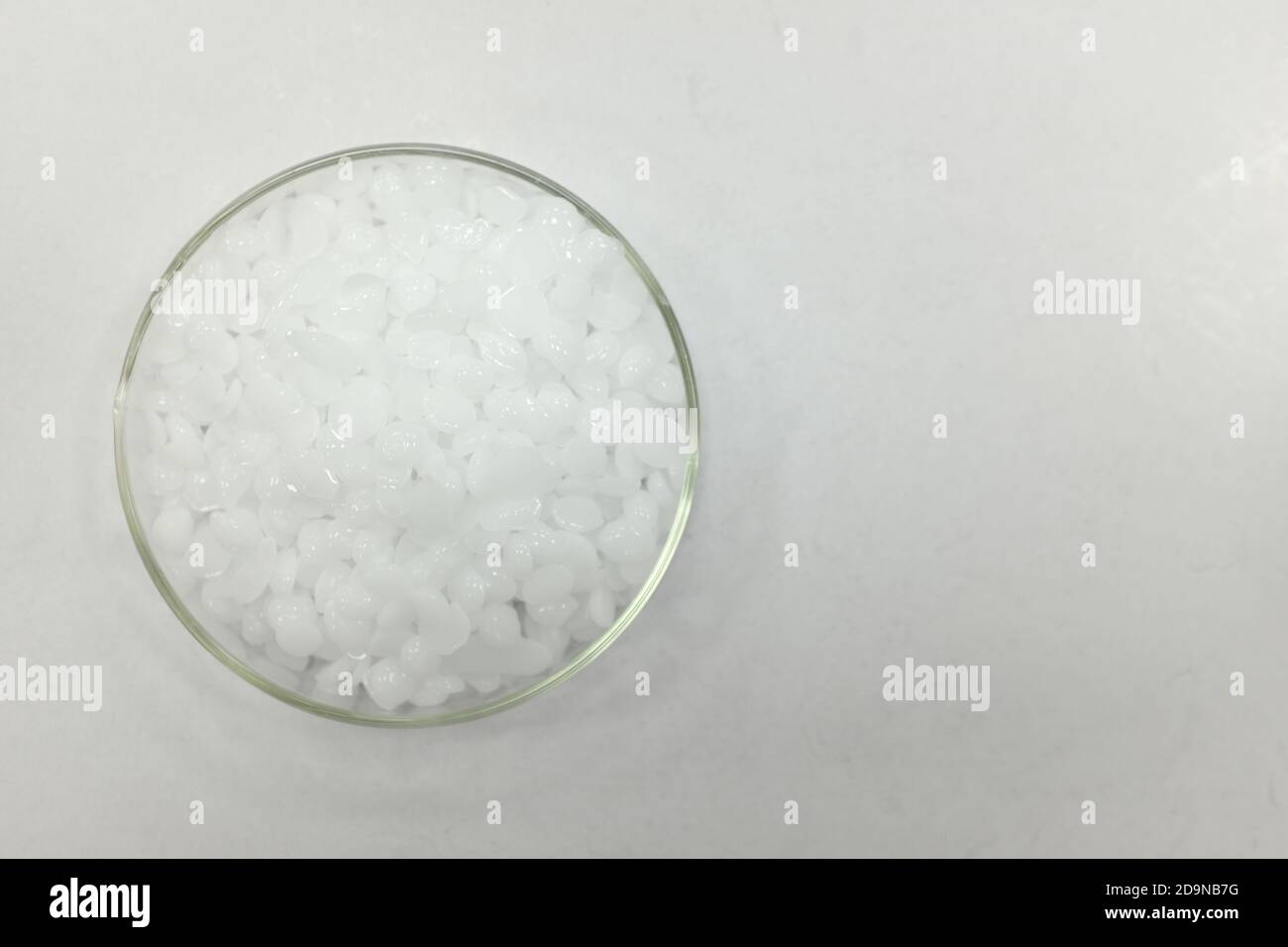 Potassium hydroxide -Fotos und -Bildmaterial in hoher Auflösung – Alamy