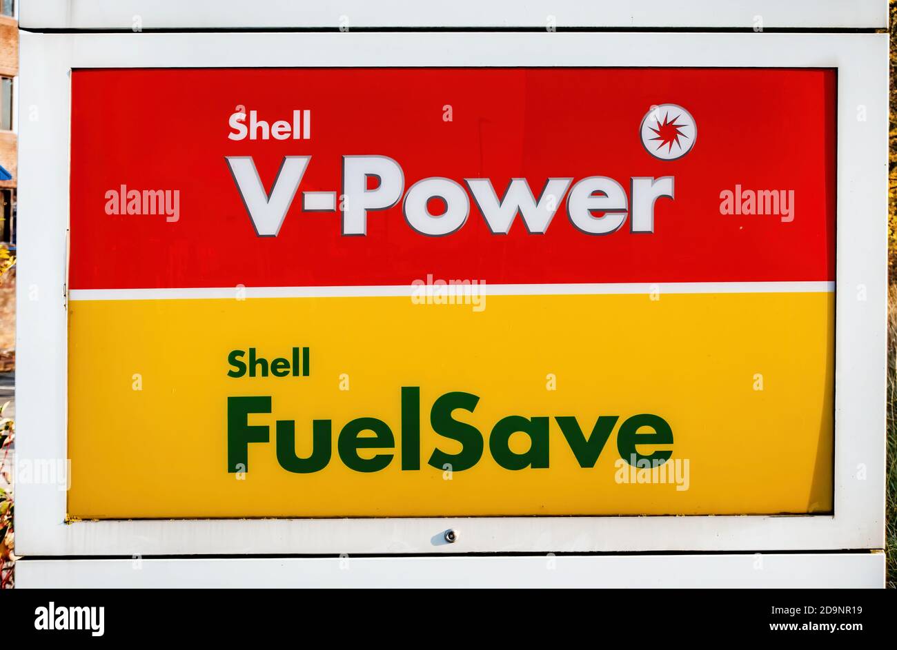 Shell v power -Fotos und -Bildmaterial in hoher Auflösung – Alamy