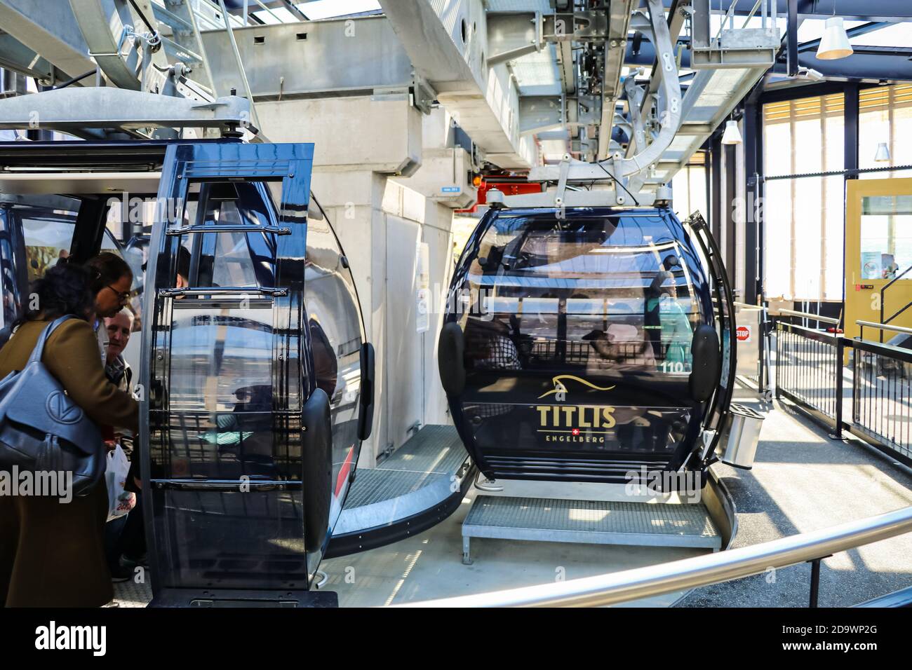 Die Seilbahn am Titlis, Schweiz Stockfotografie - Alamy