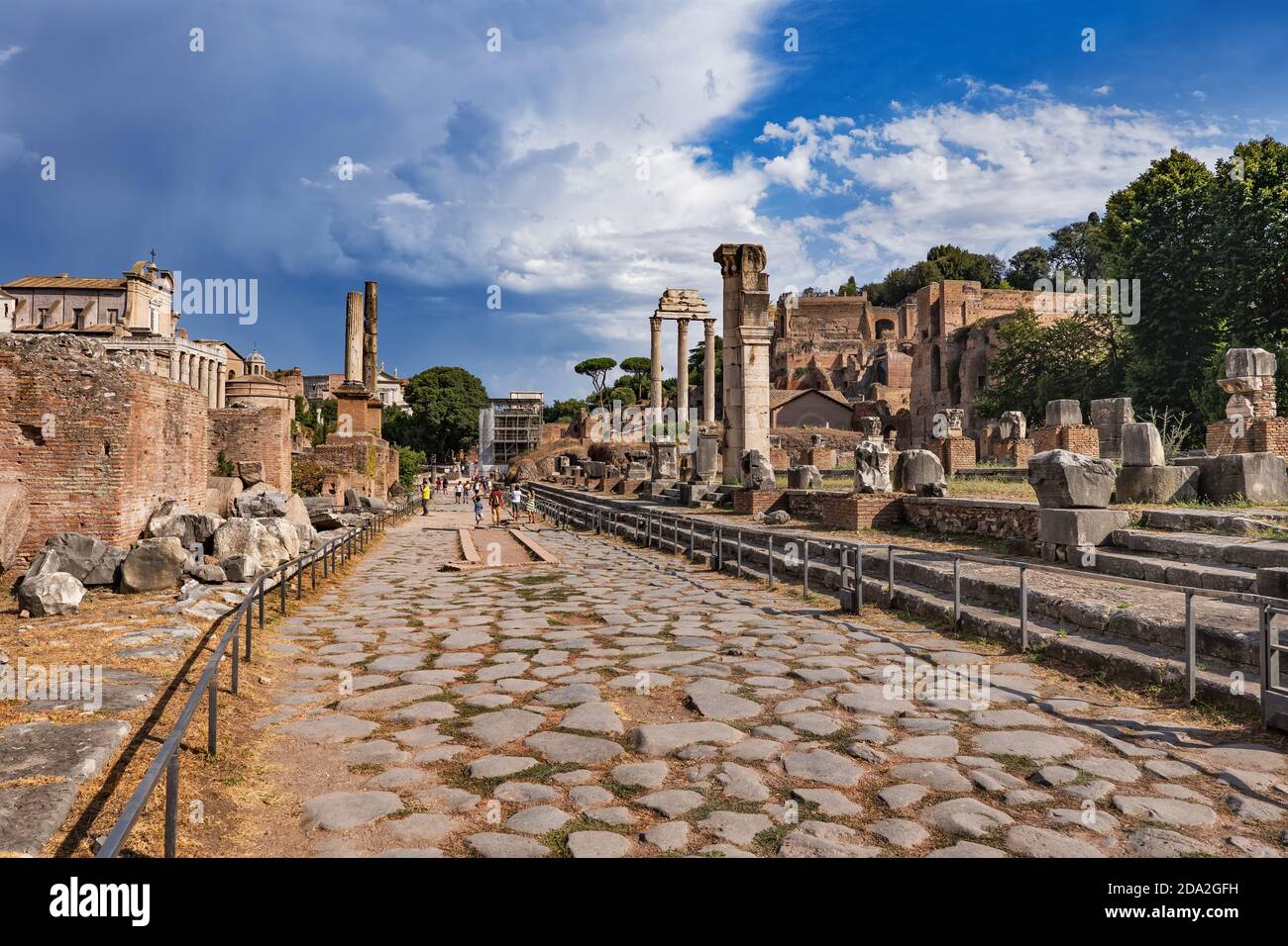 Antike römerstraße -Fotos und -Bildmaterial in hoher Auflösung – Alamy