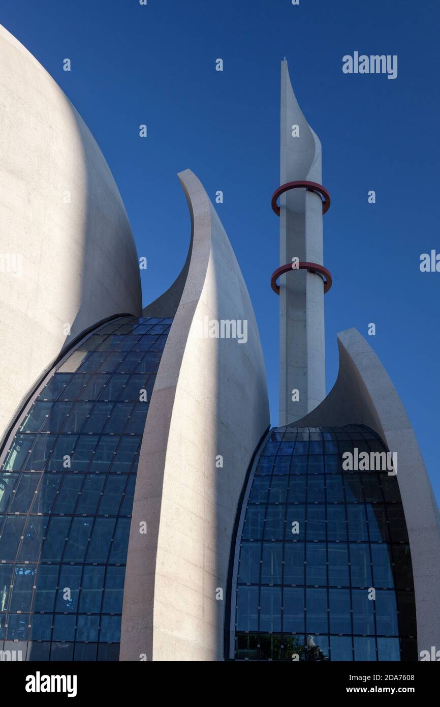Cologne central mosque ehrenfeld -Fotos und -Bildmaterial in hoher ...