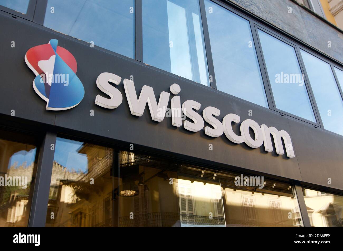 Swisscom logo -Fotos und -Bildmaterial in hoher Auflösung – Alamy