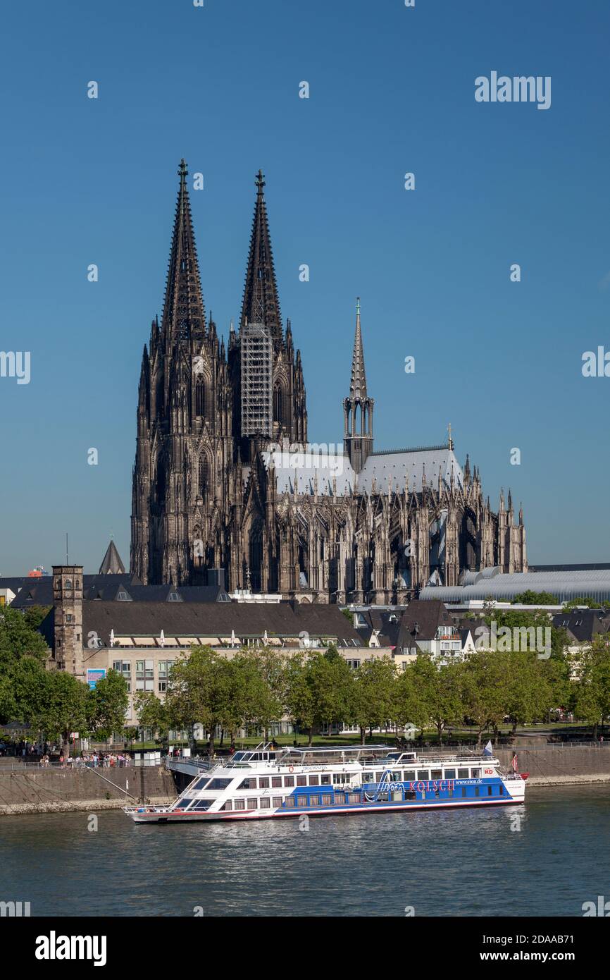Kölner dom ansicht -Fotos und -Bildmaterial in hoher Auflösung – Alamy