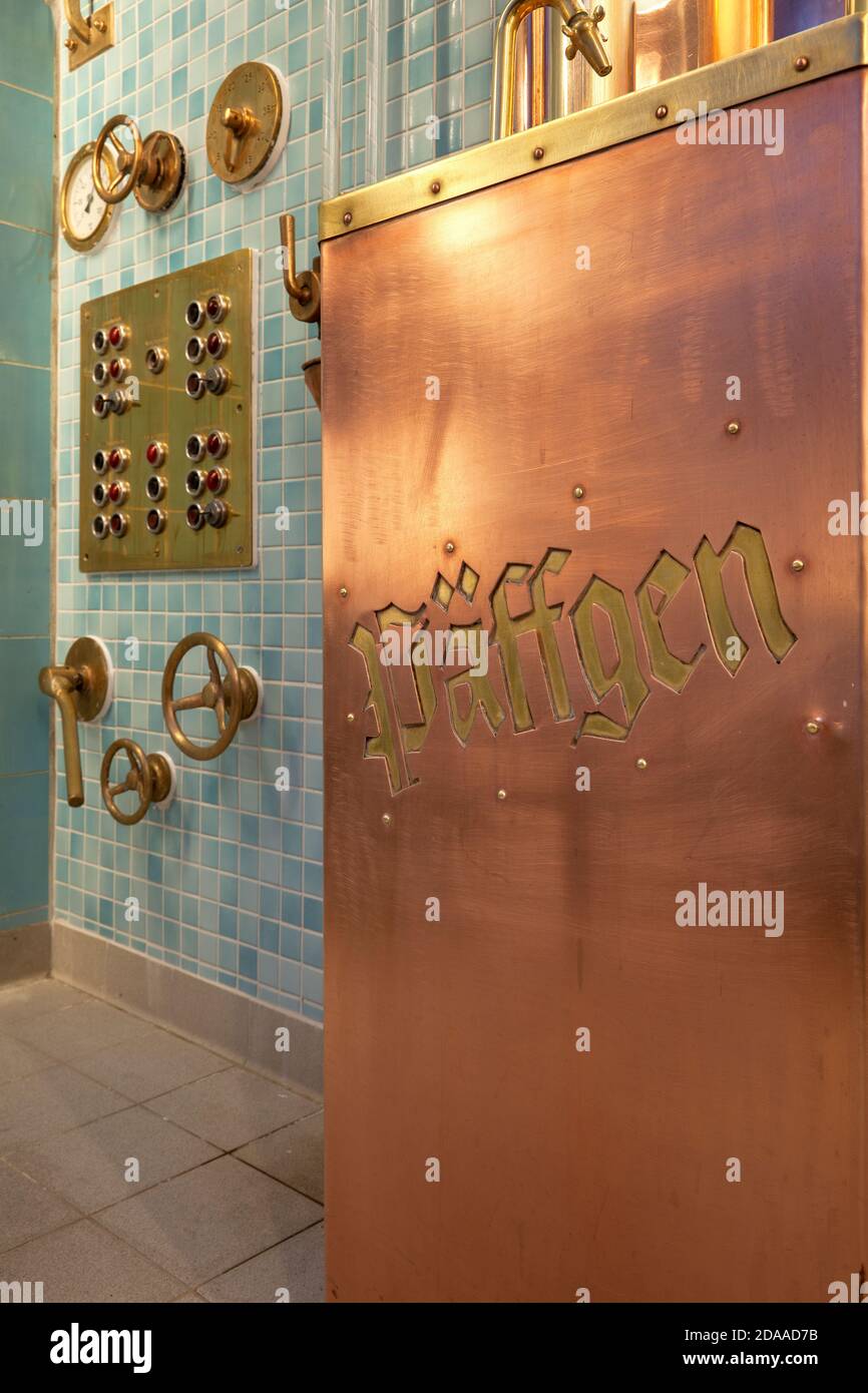 Brauerei paffgen in der kölner altstadt -Fotos und -Bildmaterial in ...