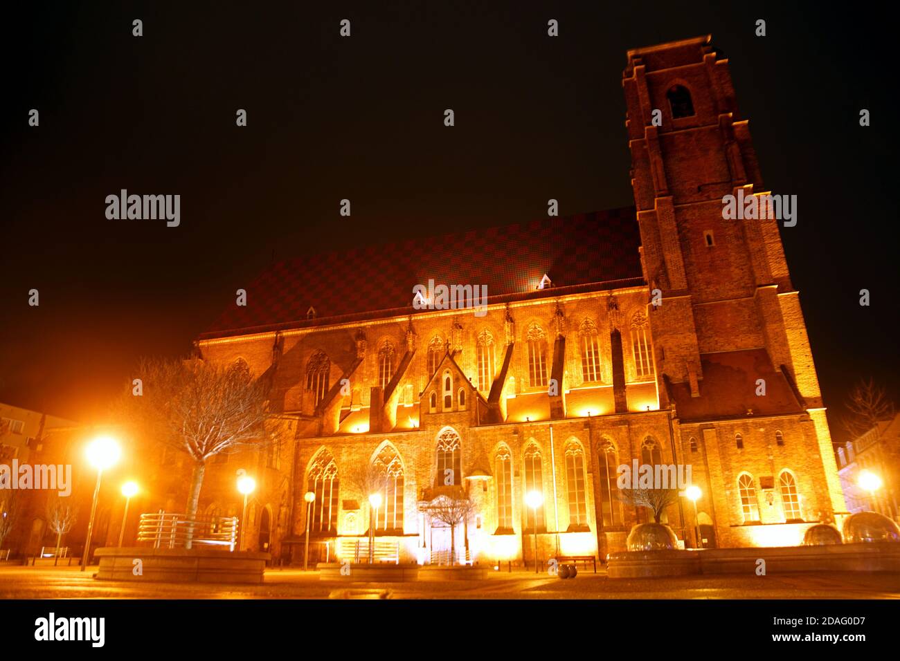 Magdalenenkirche wroclaw -Fotos und -Bildmaterial in hoher Auflösung – Alamy