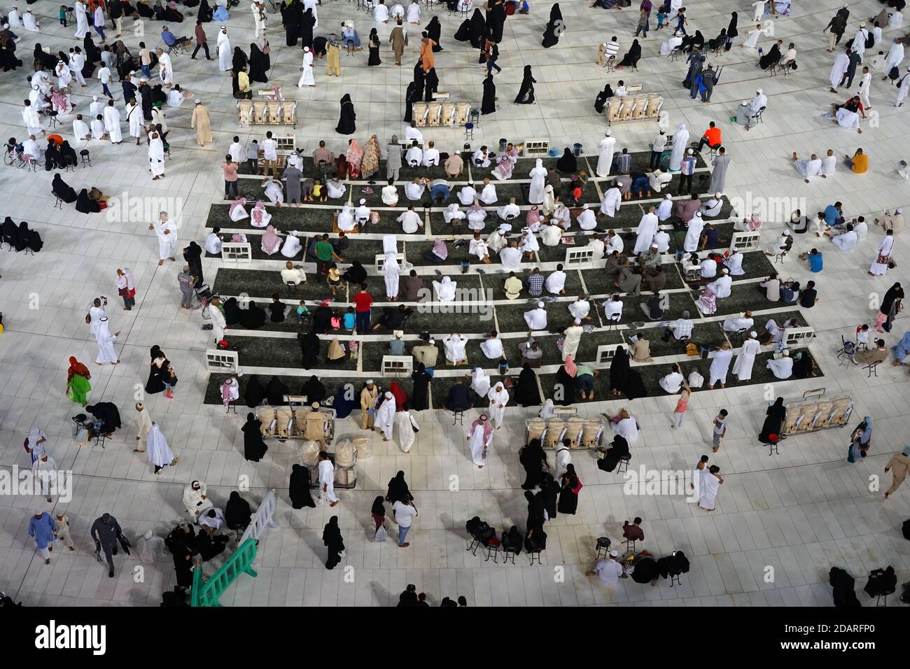 Die große moschee von mekka -Fotos und -Bildmaterial in hoher Auflösung ...