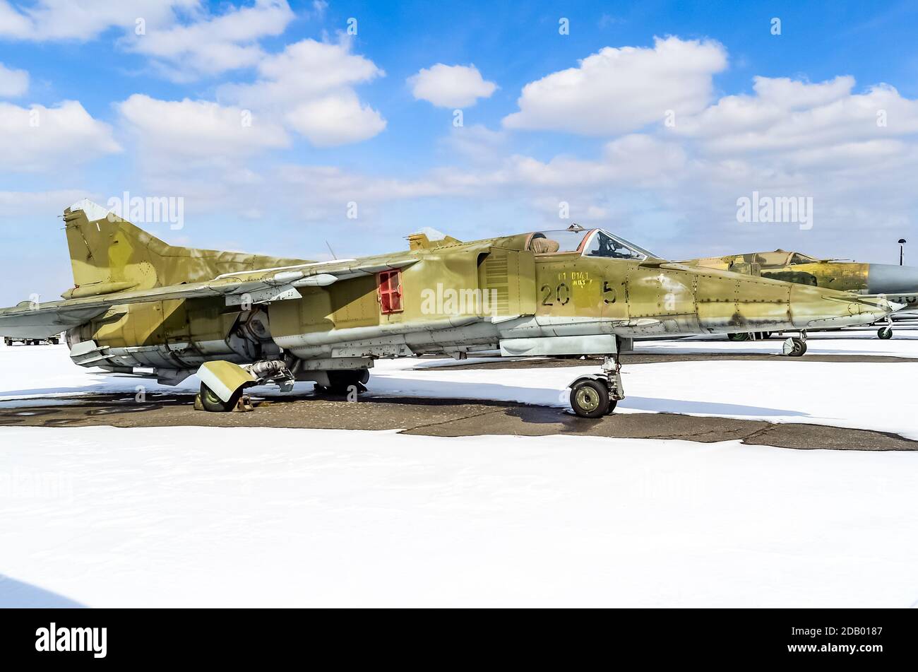 DDR-Luftwaffe Mikoyan-Gurevich MiG-23BN im Militärhistorischen Museum ...