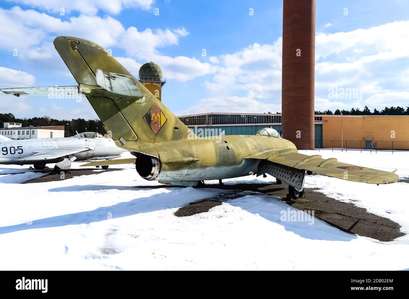 DDR-Luftwaffe PZL-Mielec Lim-5 (MiG-17F) im Militärhistorischen Museum ...