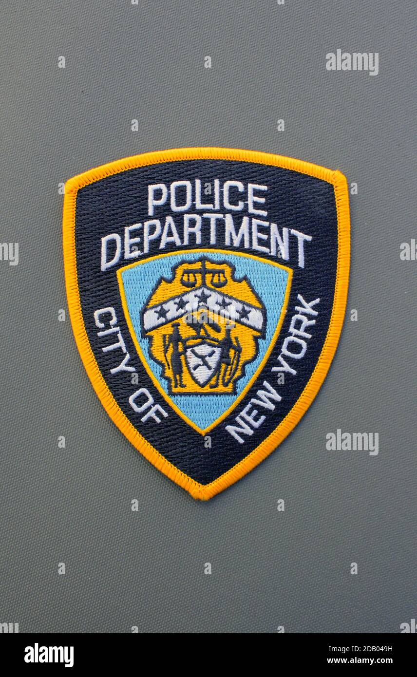 Nypd police badge -Fotos und -Bildmaterial in hoher Auflösung – Alamy