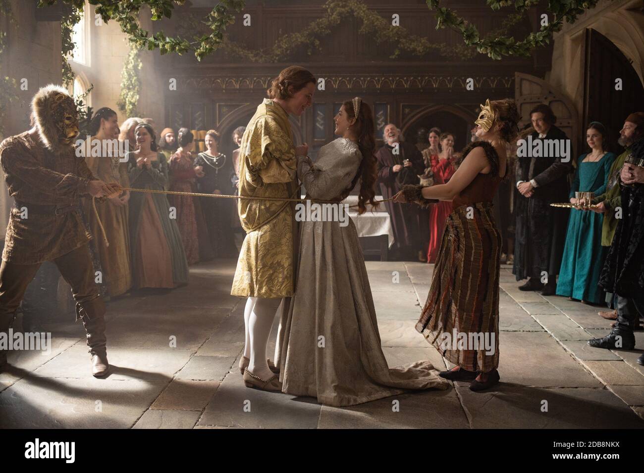 DIE SPANISCHE PRINZESSIN, Mitte 2 von links: Milo Callaghan als Henry ...