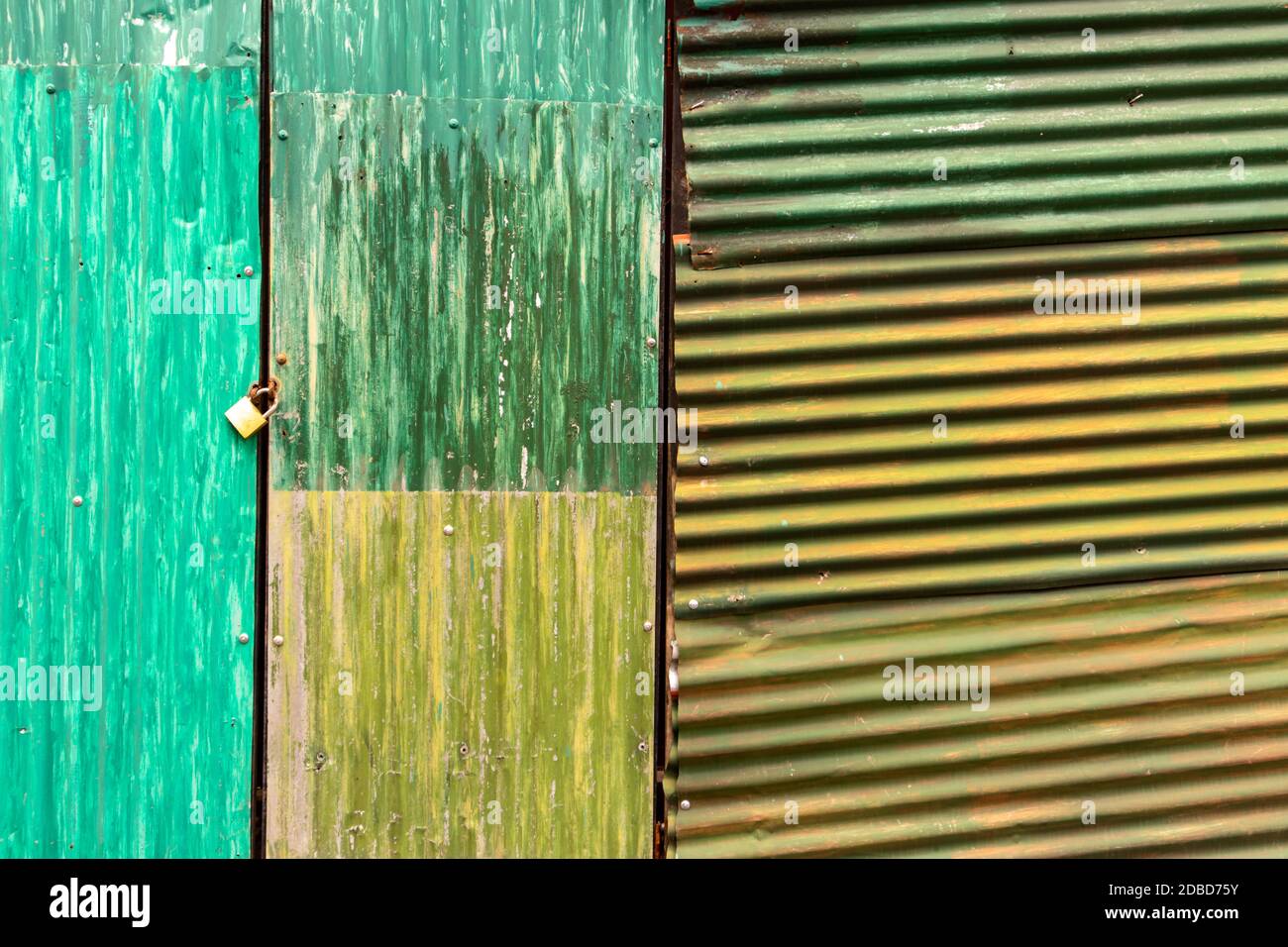 Upright standing construction -Fotos und -Bildmaterial in hoher ...