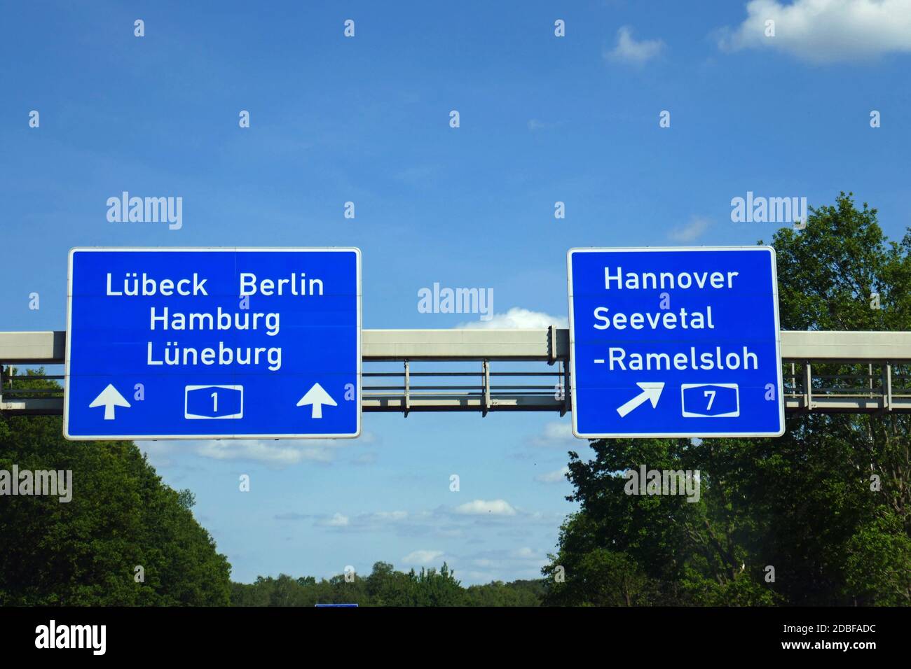 Bundesautobahn ausfahrt a1 -Fotos und -Bildmaterial in hoher Auflösung ...