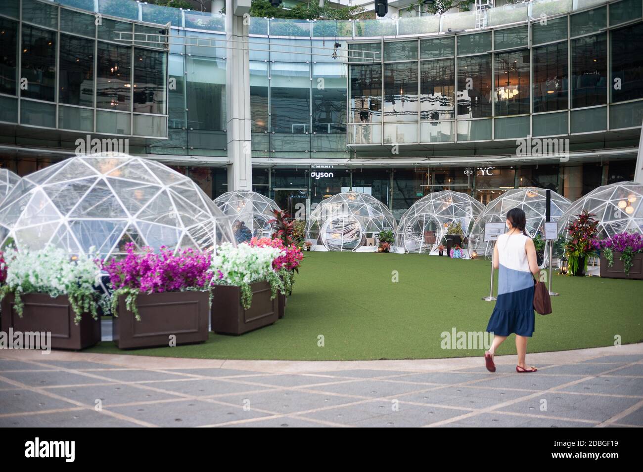 Igloo restaurant -Fotos und -Bildmaterial in hoher Auflösung - Seite 2 ...