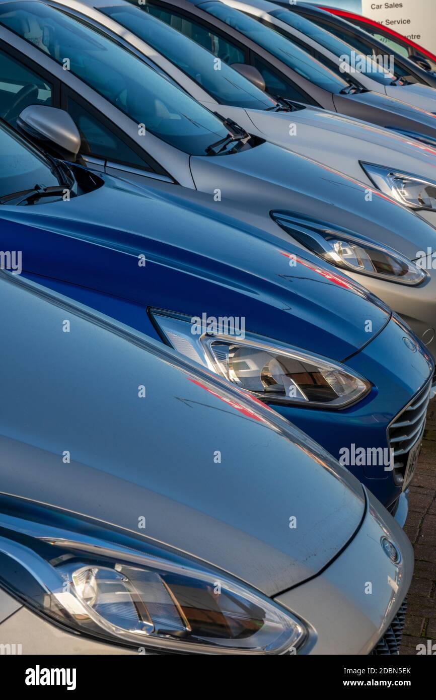 Auto mit benzinmotor -Fotos und -Bildmaterial in hoher Auflösung – Alamy
