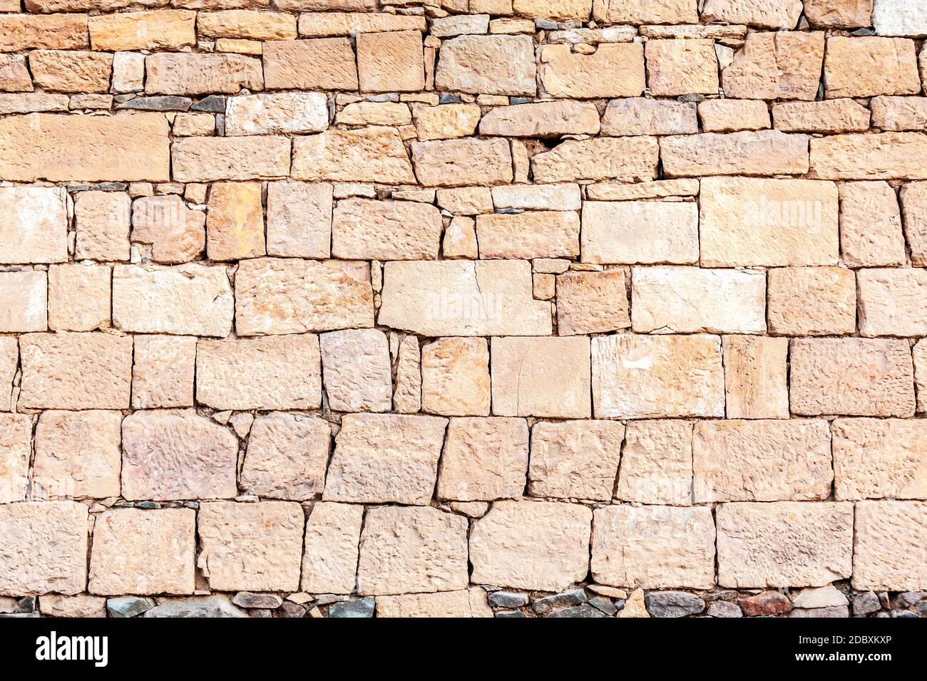 Gelbe mauerwerk -Fotos und -Bildmaterial in hoher Auflösung – Alamy