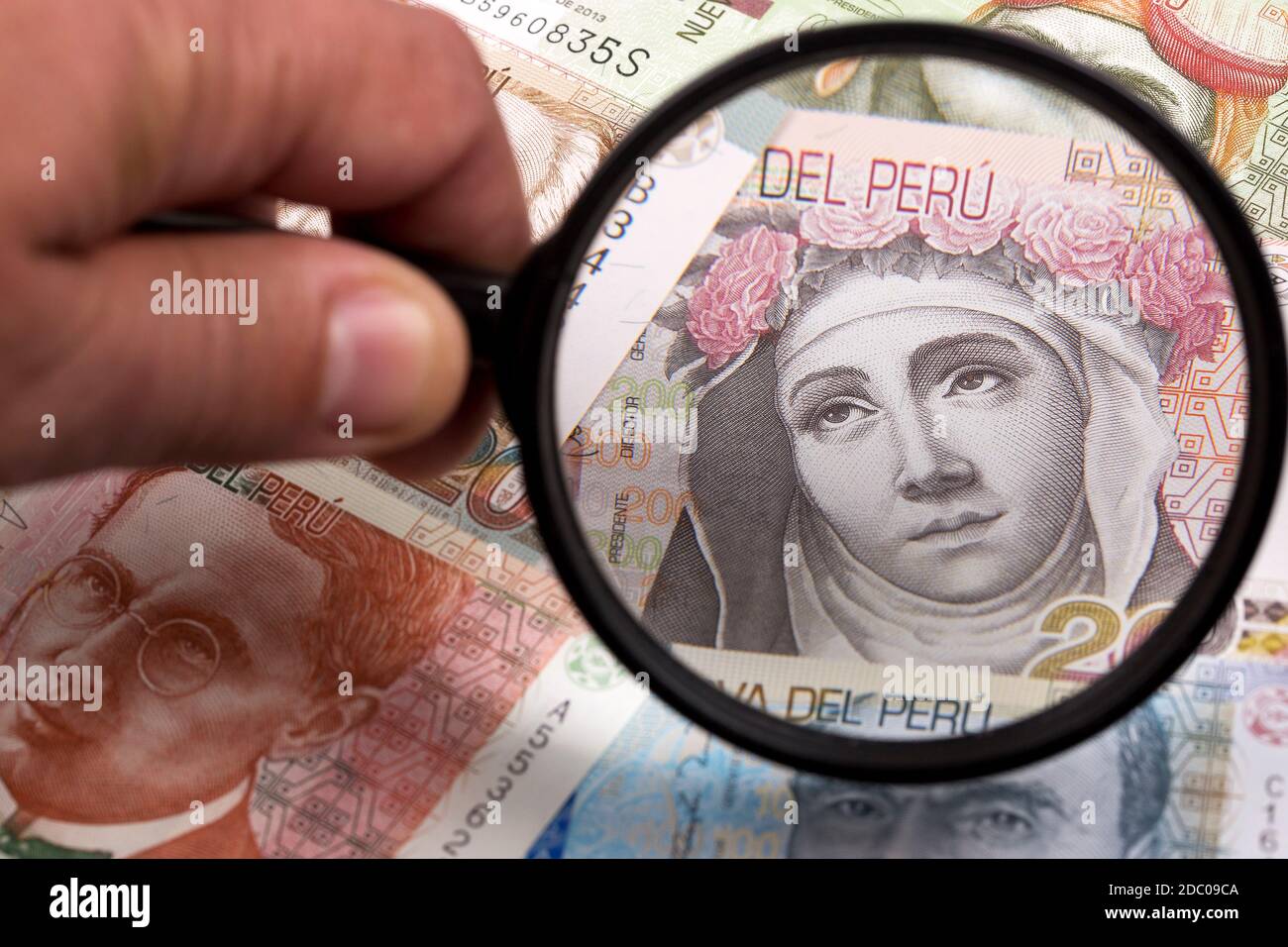 Peru bill -Fotos und -Bildmaterial in hoher Auflösung – Alamy