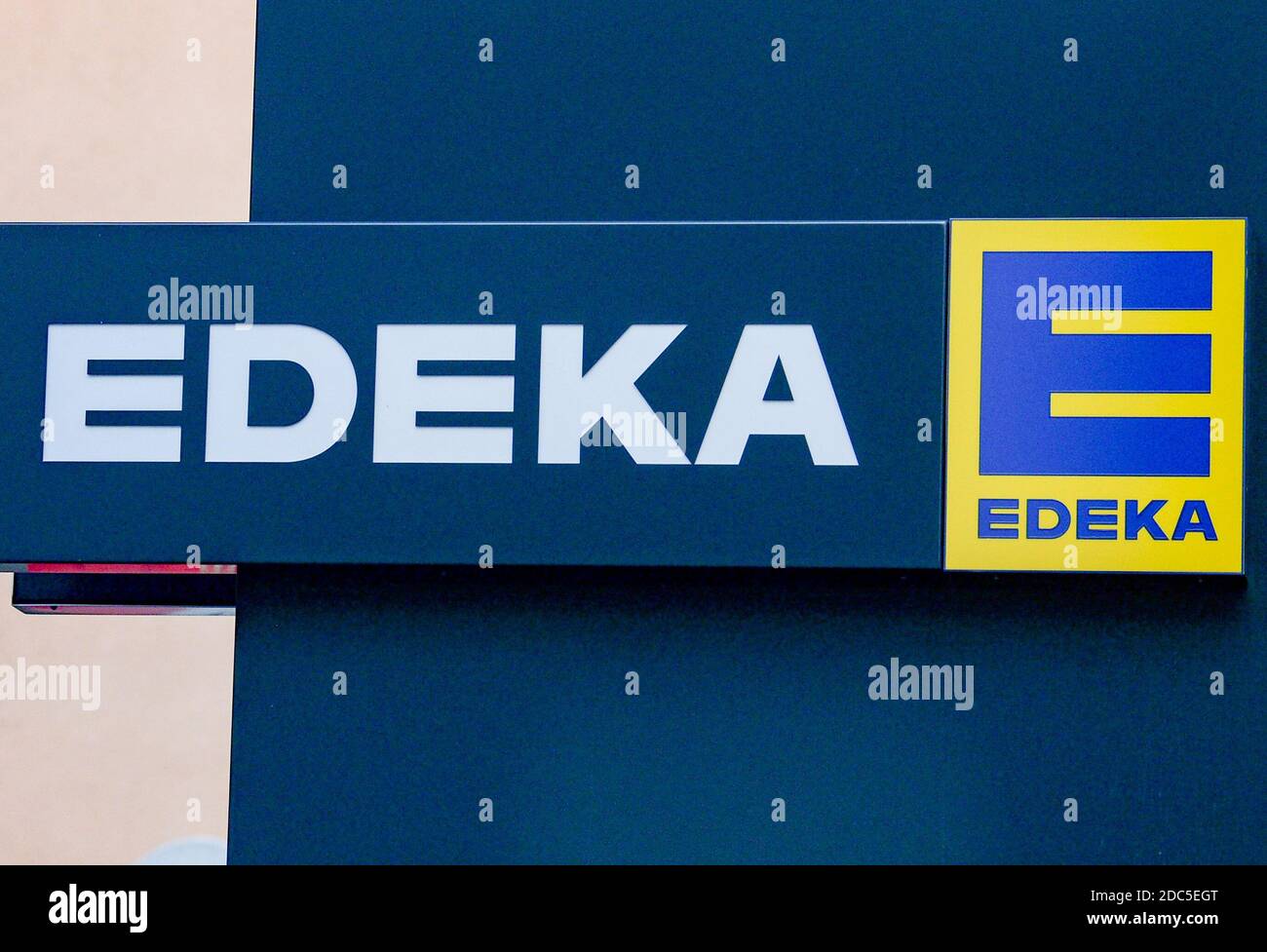 Edeka einzelhandel -Fotos und -Bildmaterial in hoher Auflösung – Alamy