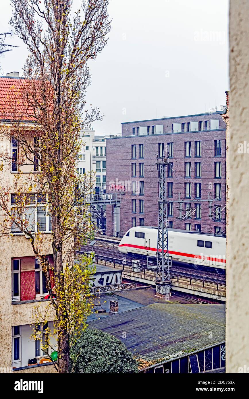 Berliner hinterhof -Fotos und -Bildmaterial in hoher Auflösung – Alamy