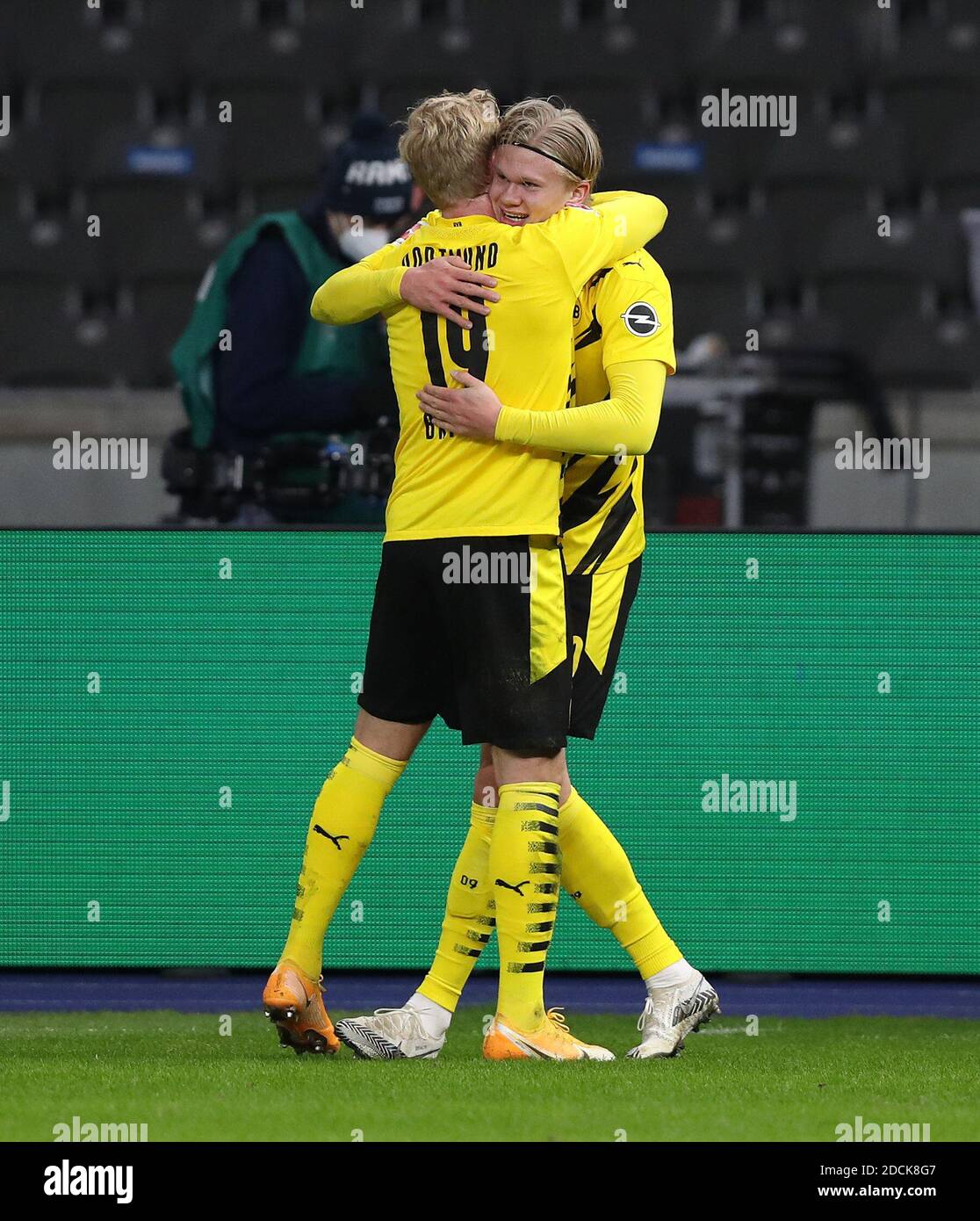 Erling haaland julian brandt -Fotos und -Bildmaterial in hoher ...