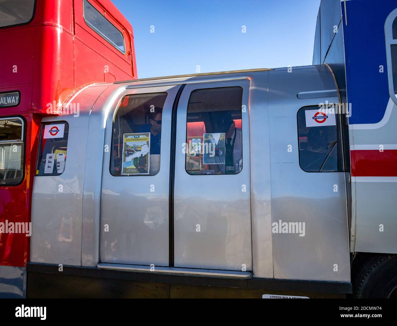 Zug der klasse 321 -Fotos und -Bildmaterial in hoher Auflösung – Alamy