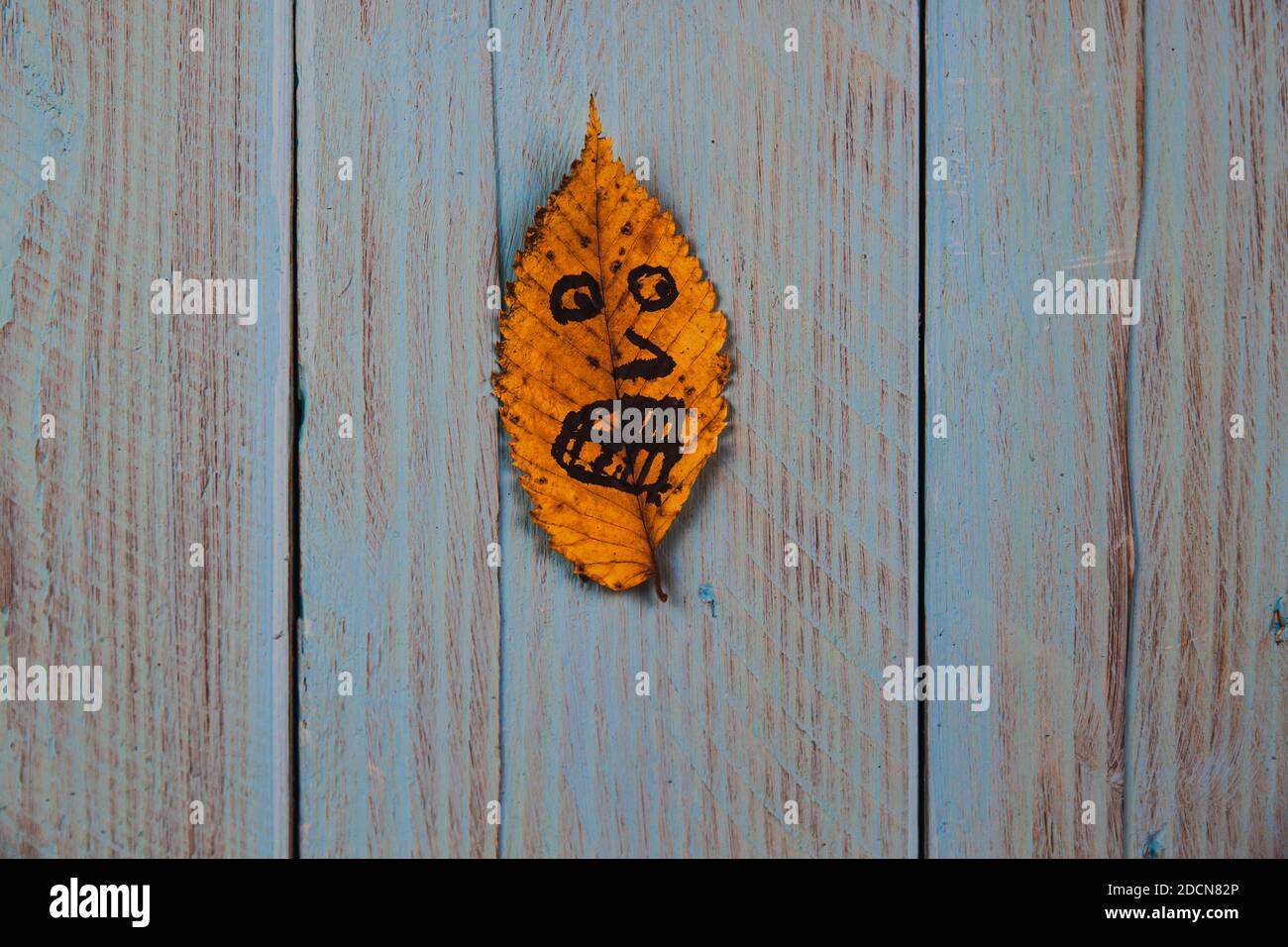 Wütender smiley -Fotos und -Bildmaterial in hoher Auflösung – Alamy