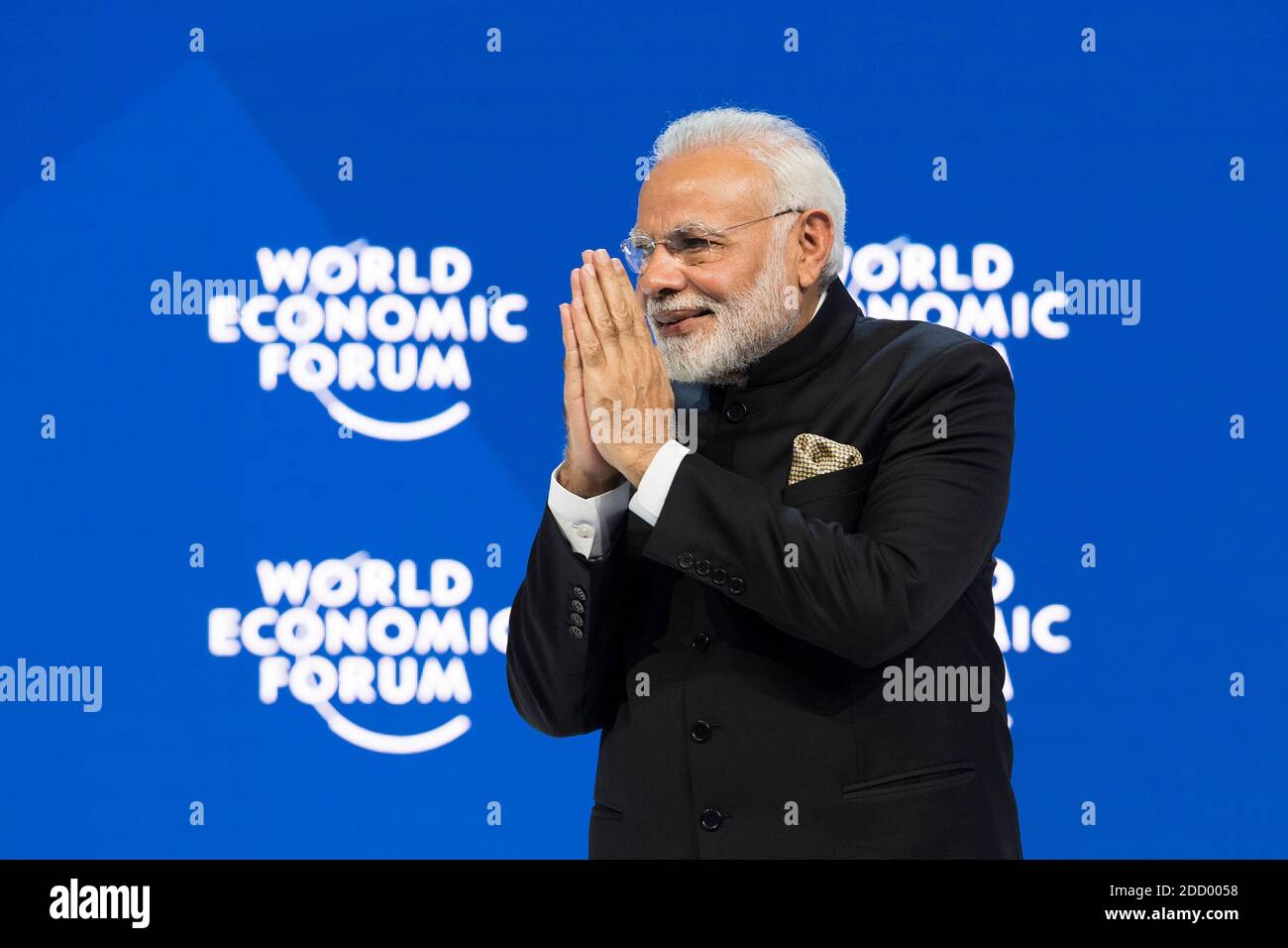 Narendra modi davos -Fotos und -Bildmaterial in hoher Auflösung – Alamy