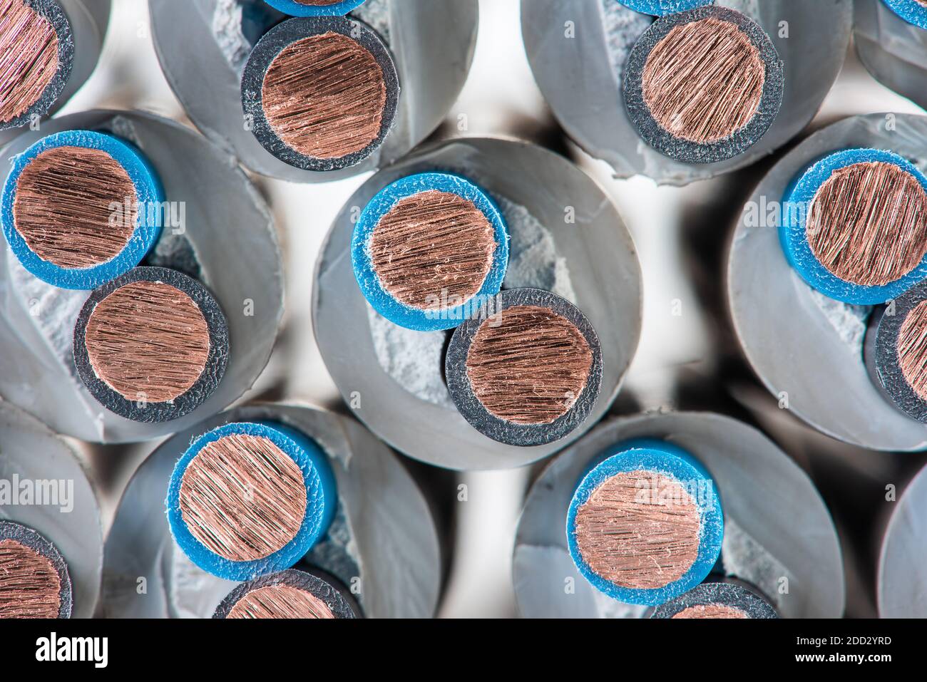 Electricity wire cross section -Fotos und -Bildmaterial in hoher ...